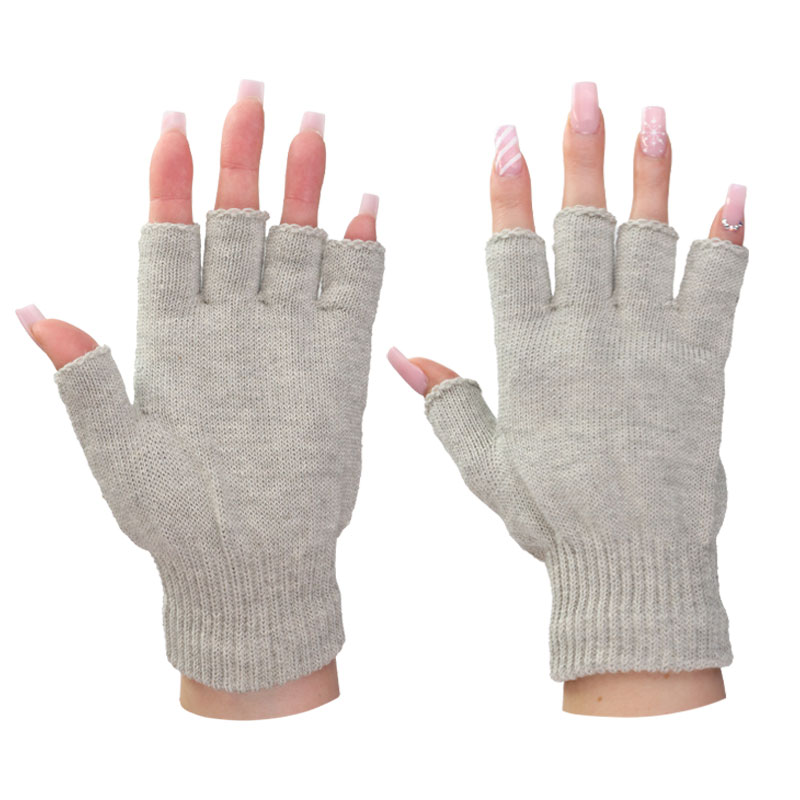 Deluxe Thermal Silver Gloves - WalkingSticks.co.uk