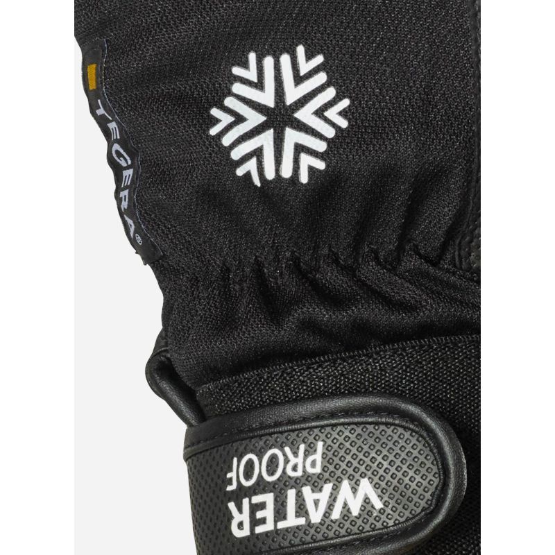 Ejendals Tegera 517 Winter Hiking Gloves - WalkingSticks.co.uk