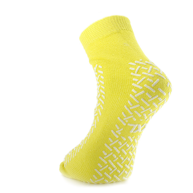 Medline Yellow Medium Nonslip Socks x1 - WalkingSticks.co.uk