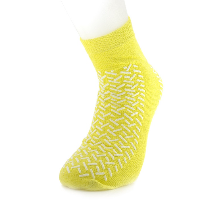 Medline XL Yellow Non-Slip Socks x1 - WalkingSticks.co.uk